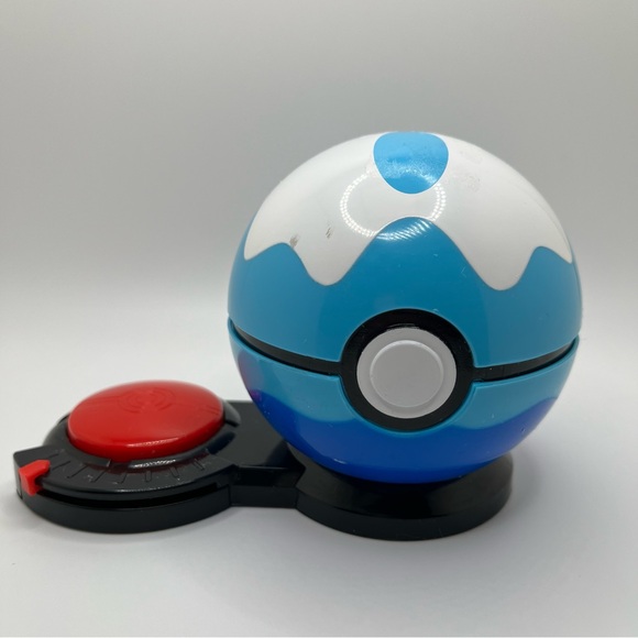 Pokemon | Toys | Pokemon Surprise Attack Blue Poke Ball Game 22 ...